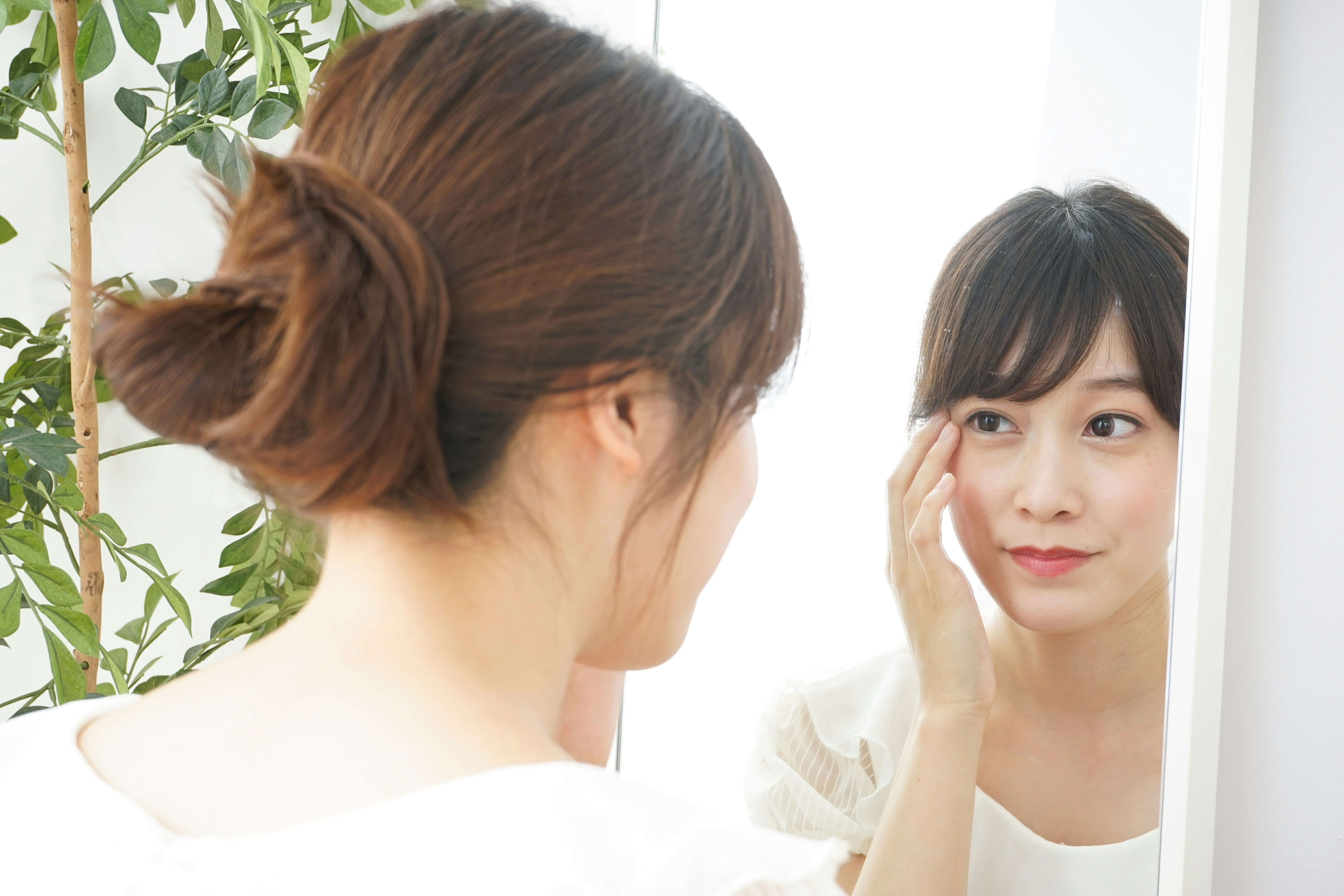 Best Non-Greasy Sunscreen for Daily Use – The Routine SPF 40 – THE ROUTINE